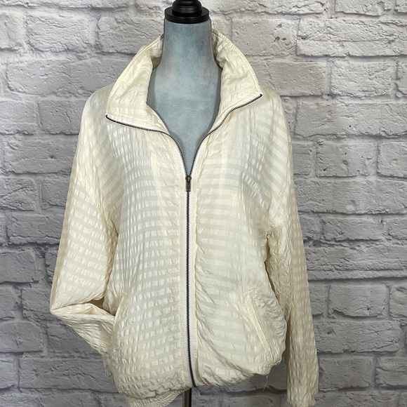 Latch On | Jackets & Coats | Vintage Latch On Silk Grannycore Coastal ...
